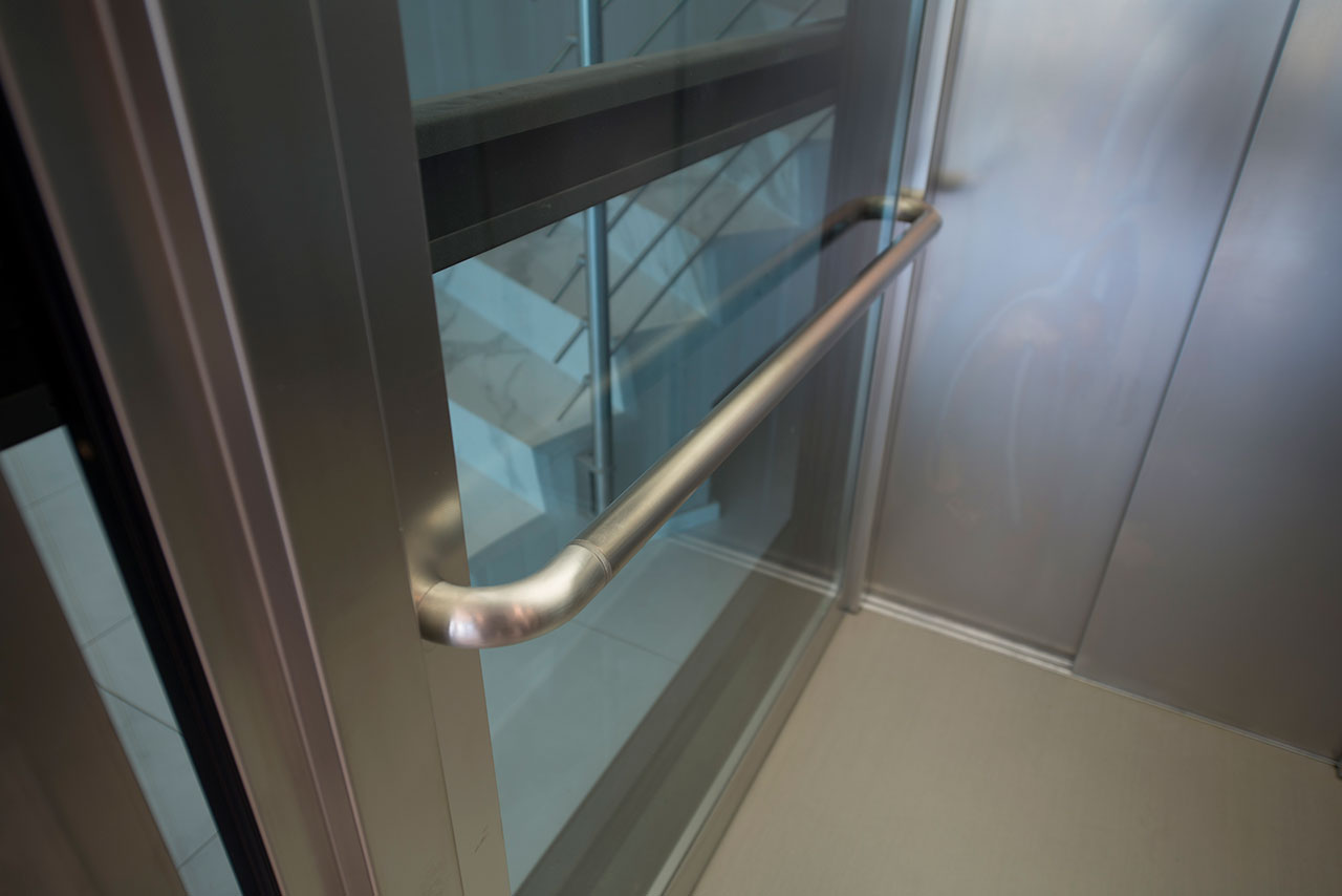 Handrail Archives | Meta Lift